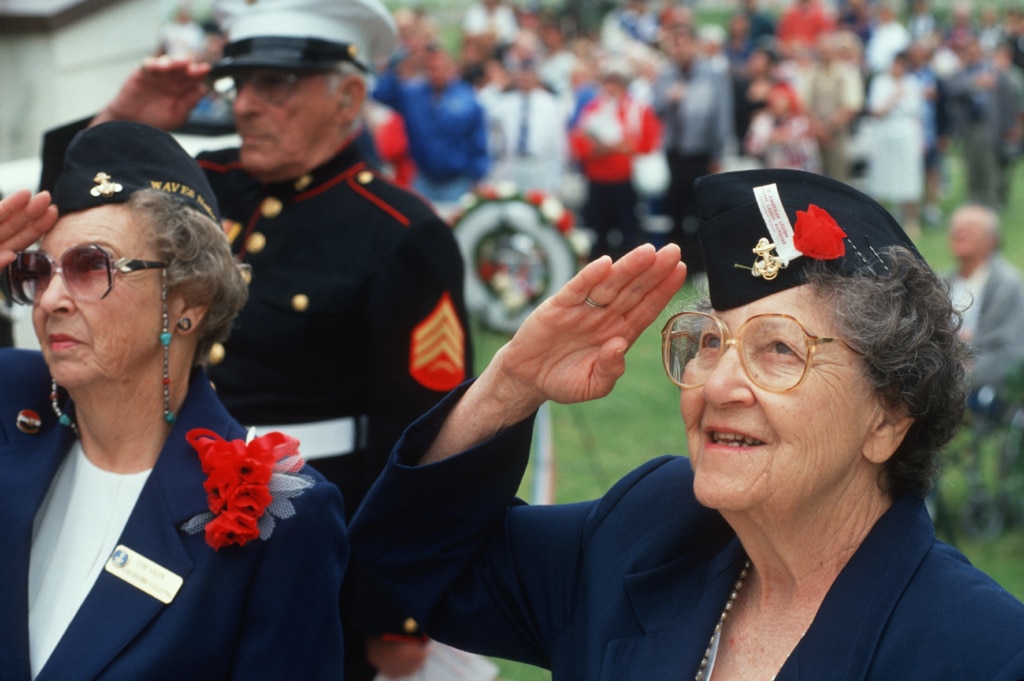 paying-tribute-to-our-veterans-lcb-senior-living